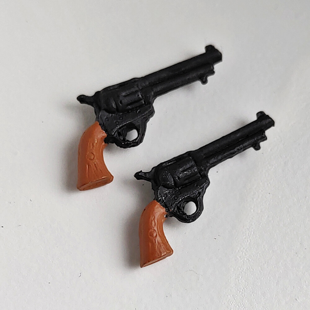Western Revolver Pistol Set 2pc | Mary's Dollhouse Miniature Accessories
